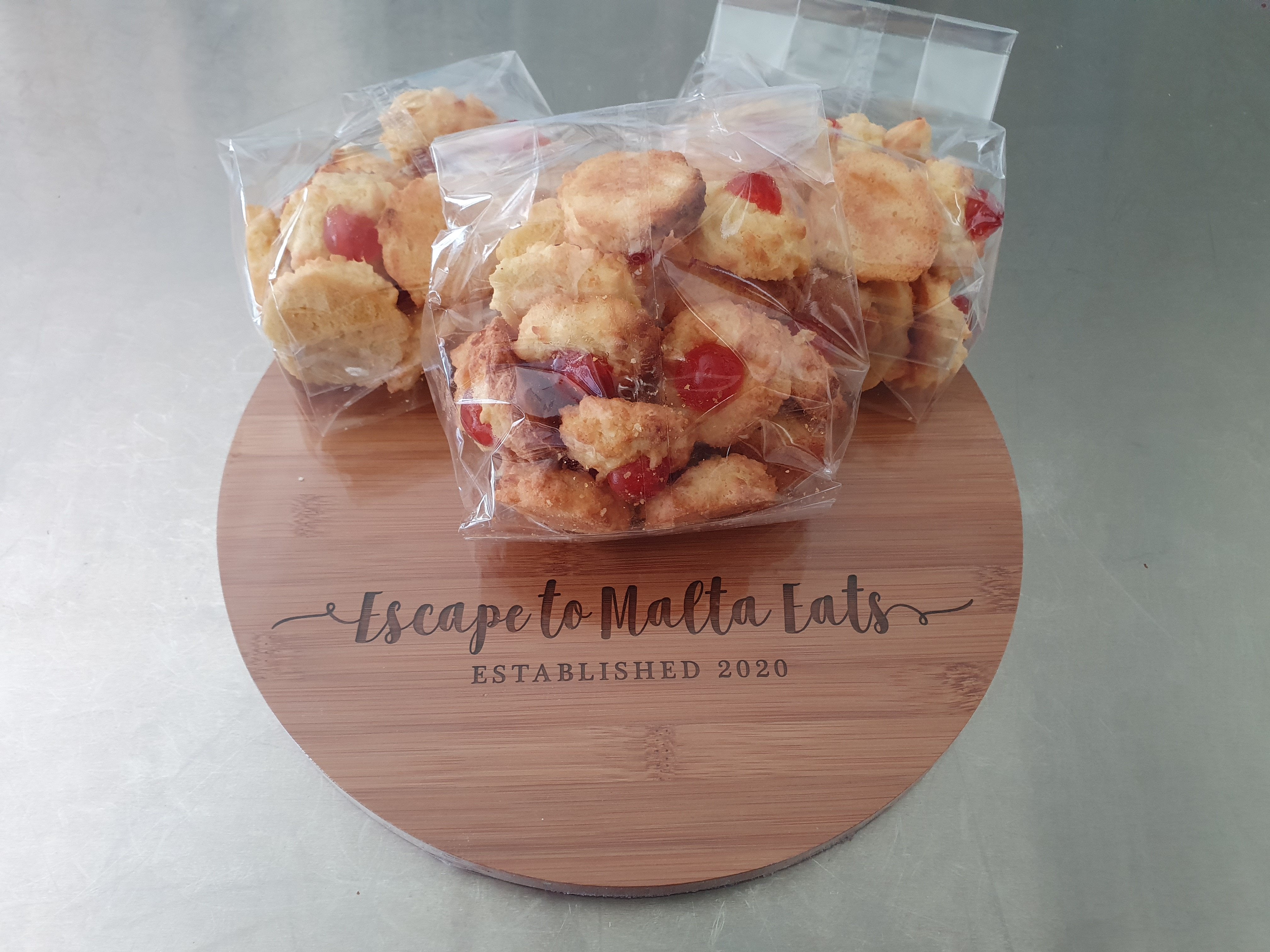Pastini tal Coconut – Coconut Macaroons – Traditional Maltese Sweet Tr ...